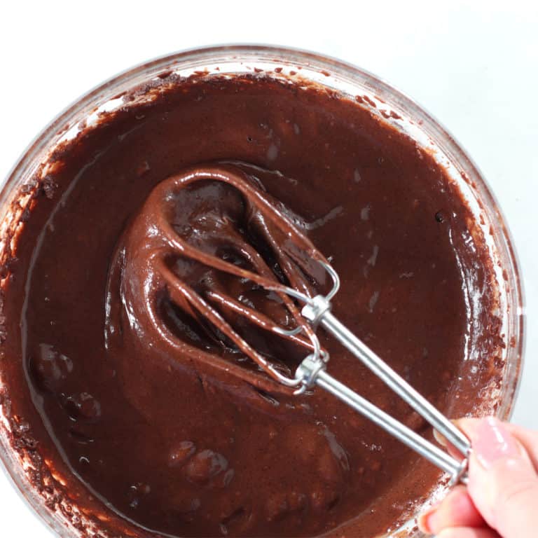 Healthy Chocolate Fudge Cake | Green Smoothie Gourmet